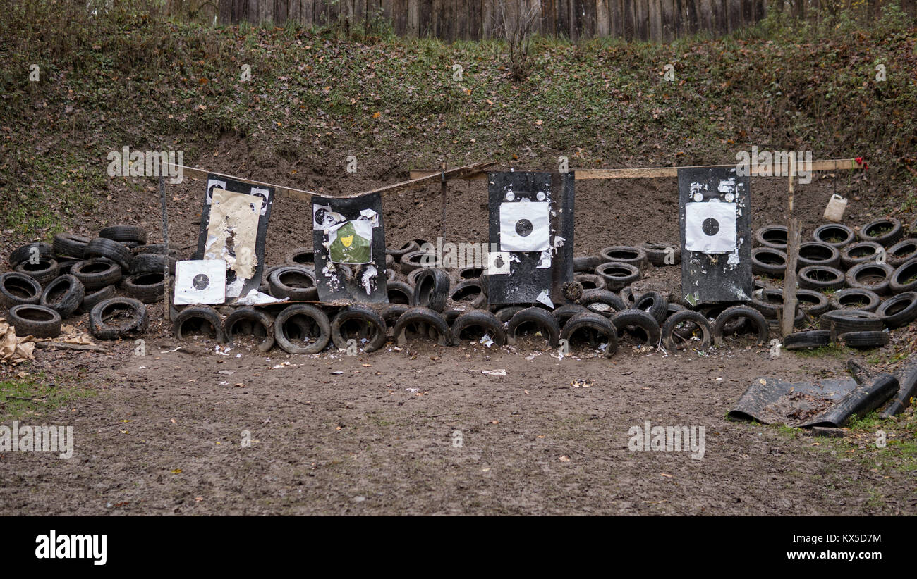 Target shots hi-res stock photography and images - Alamy