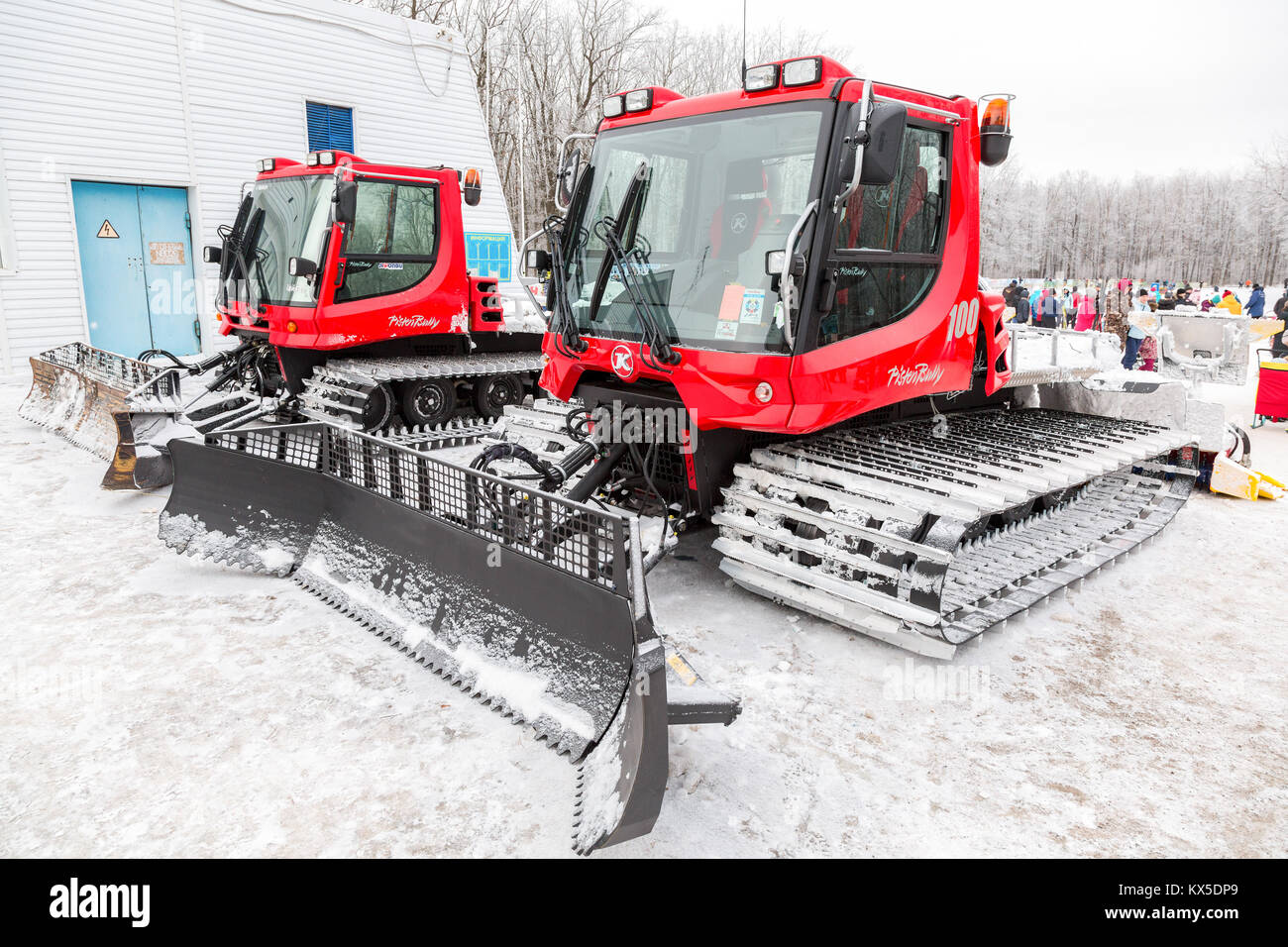 Technology snow crawler hi-res stock photography and images - Alamy