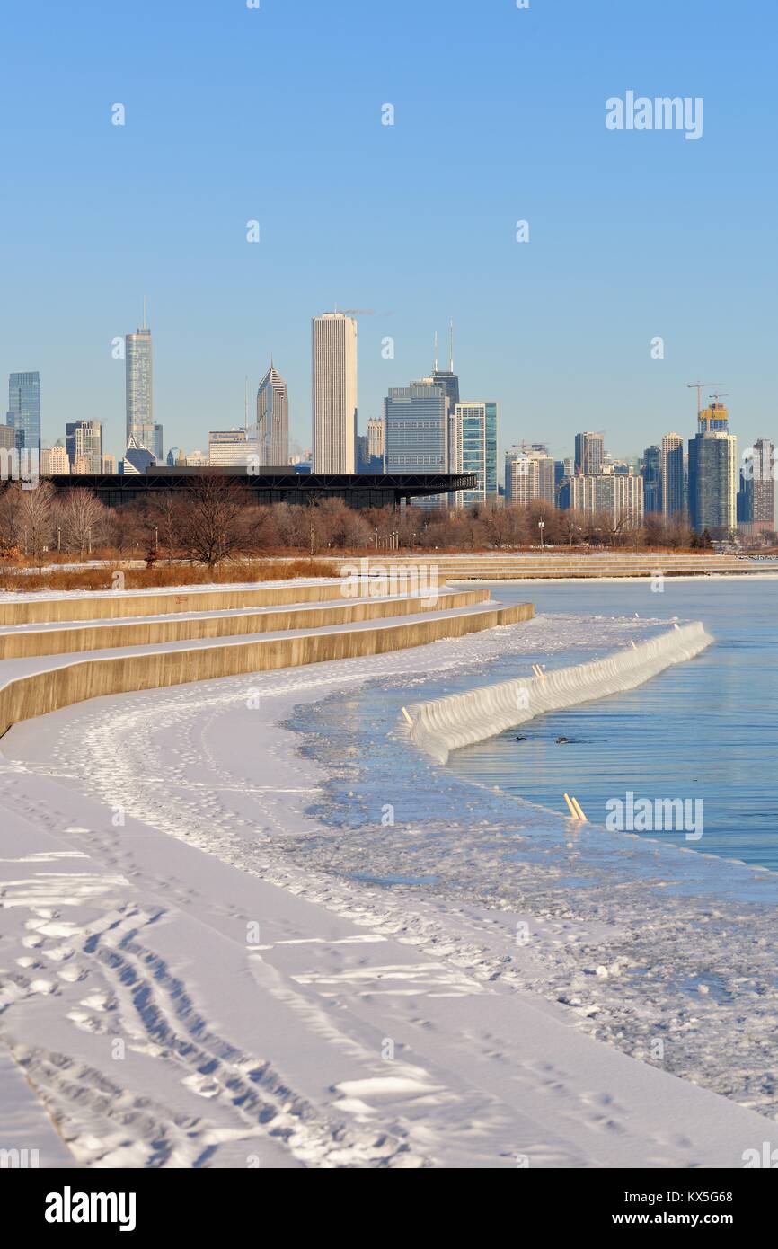 Bitter cold hi-res stock photography and images - Alamy