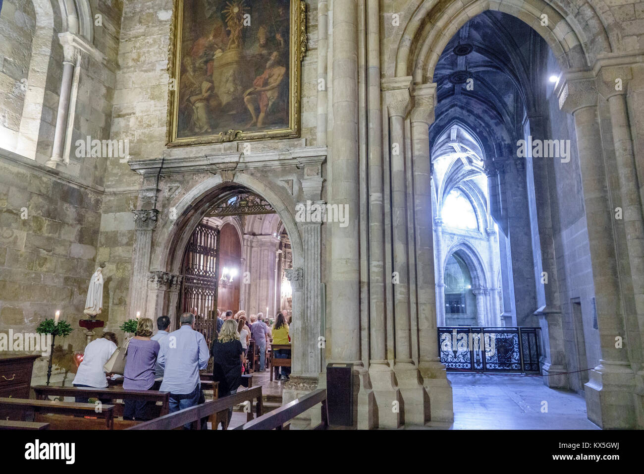 Latin catholic mass cathedral hi-res stock photography and images - Alamy