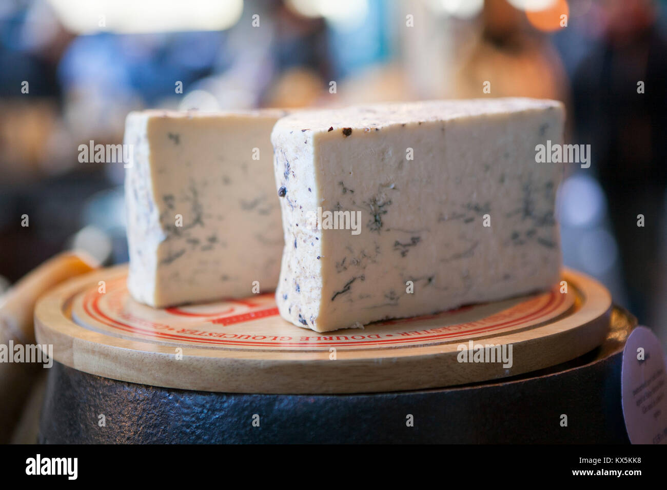 Double gloucester cheese hi-res stock photography and images - Alamy