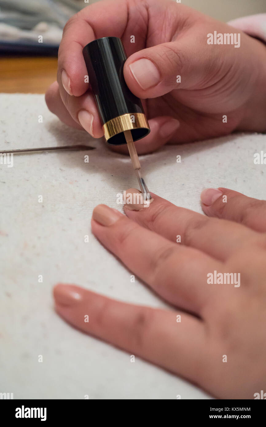 Painting nails hi-res stock photography and images - Alamy