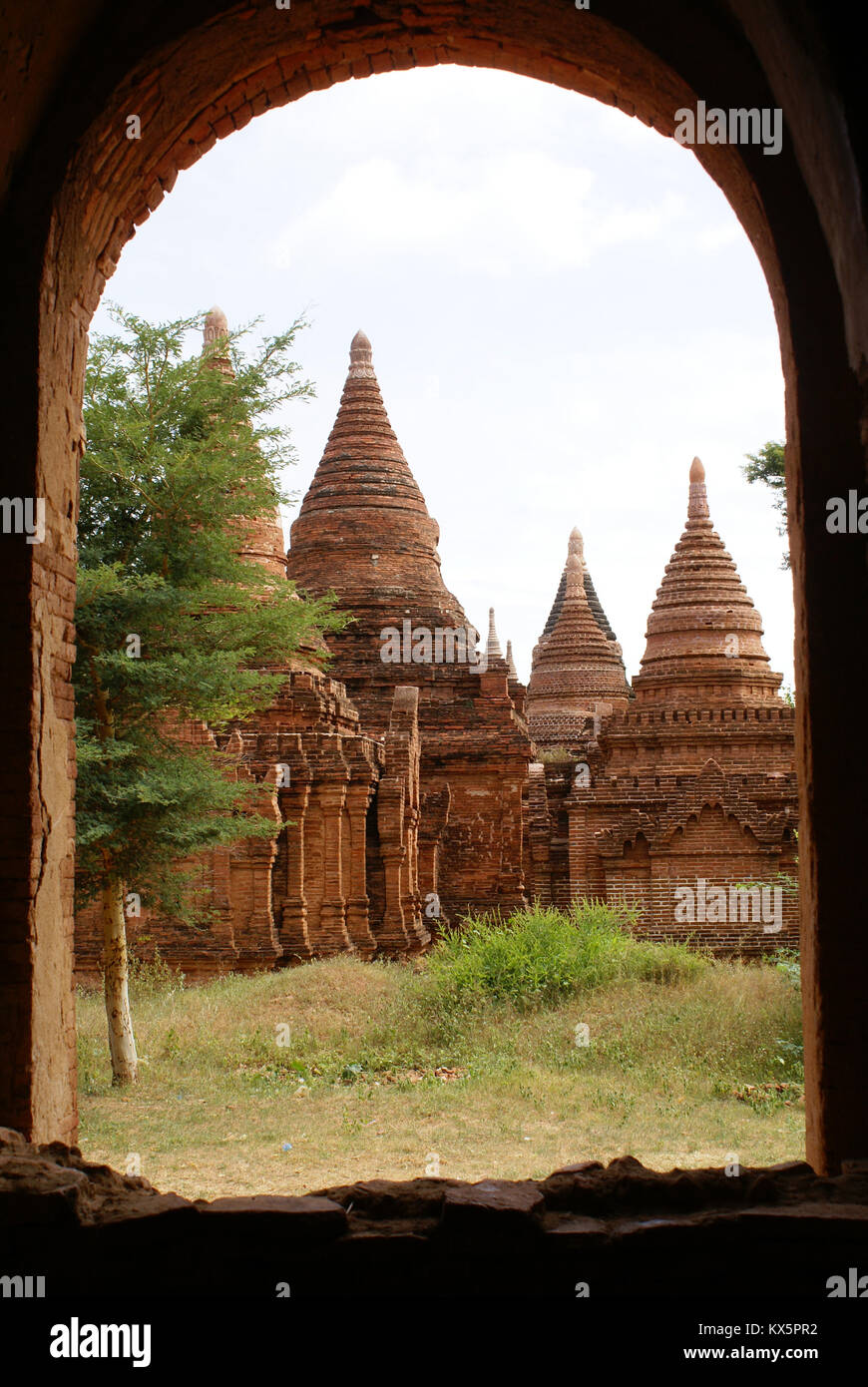 Brick pagodas and arc in Bagan, Myanmar Stock Photo - Alamy