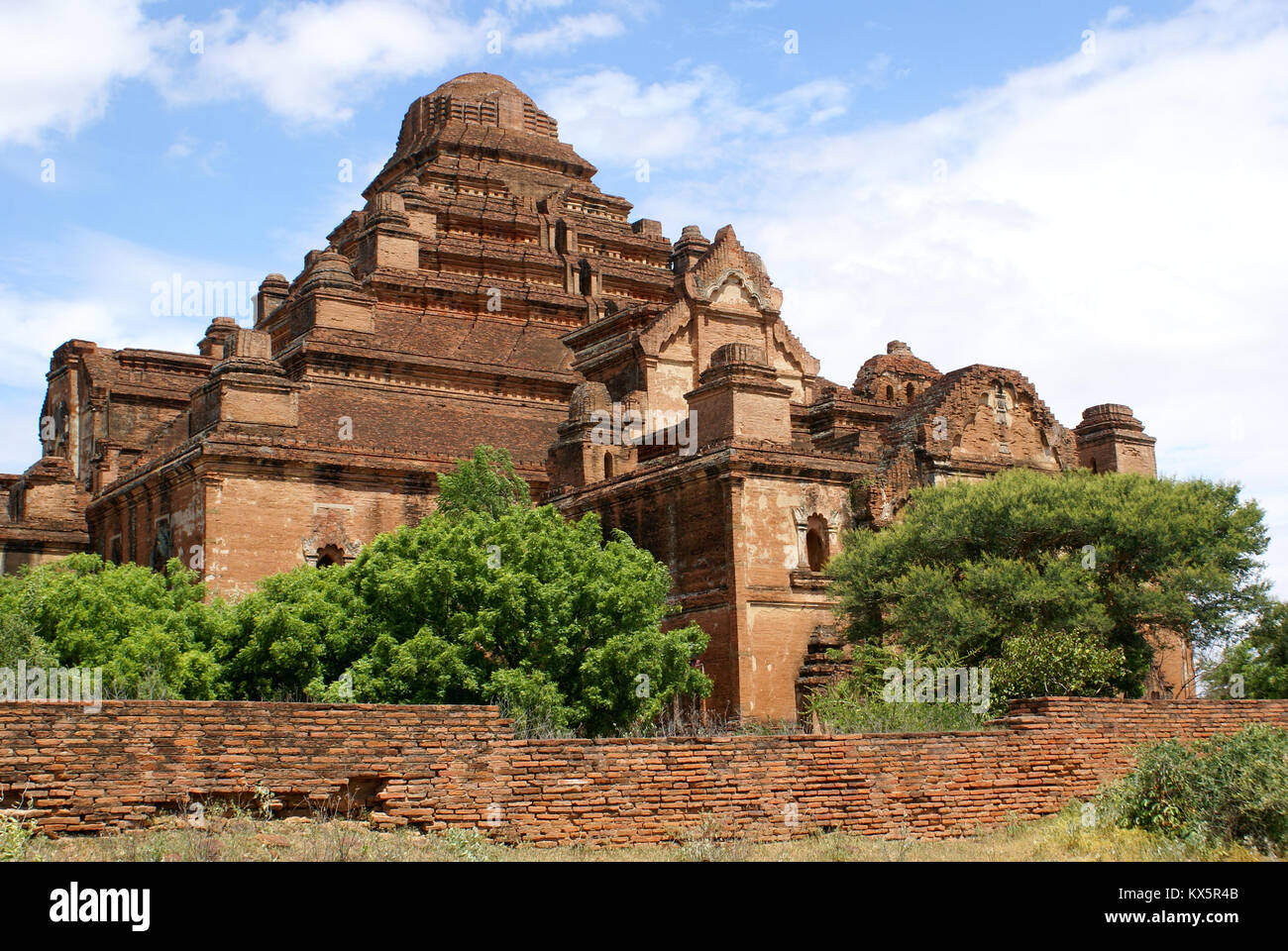 Dhammayan Gyi temple in Bagan, Myanmar Stock Photo - Alamy