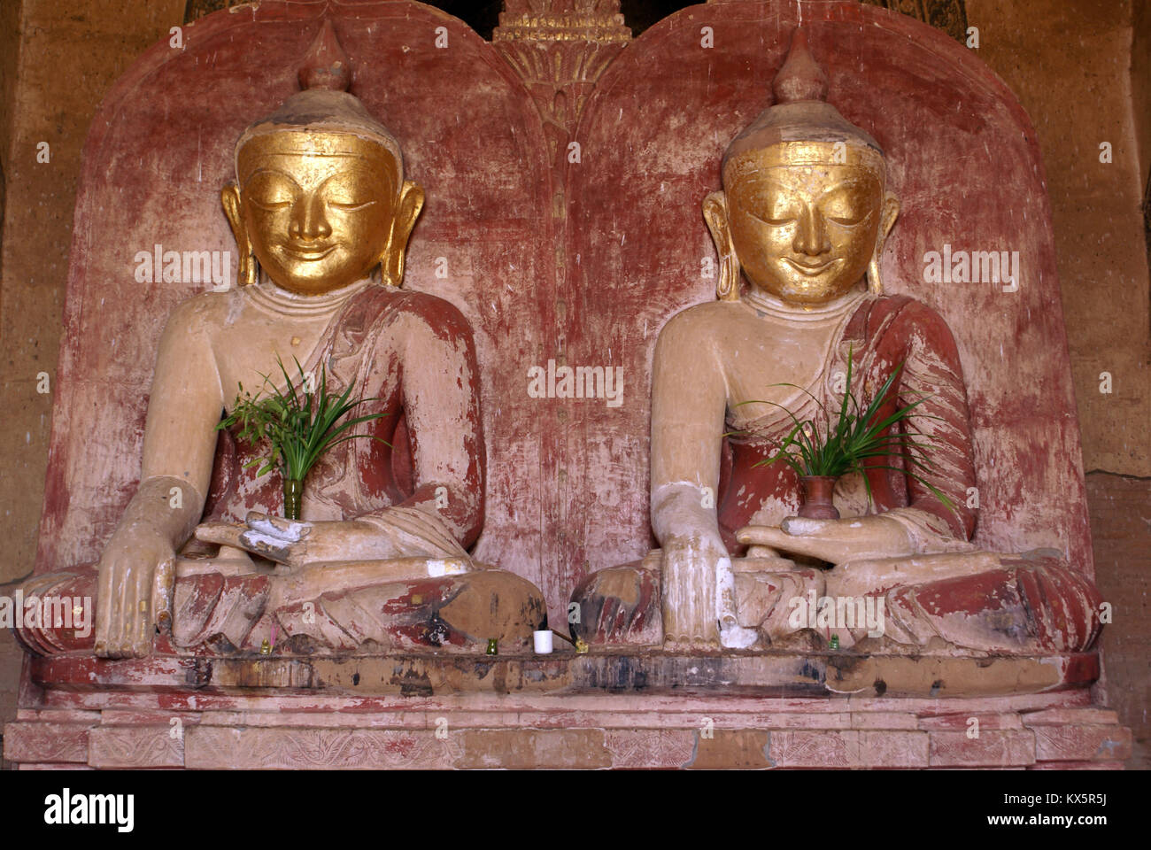 Dhammayan gyi temple hi-res stock photography and images - Alamy