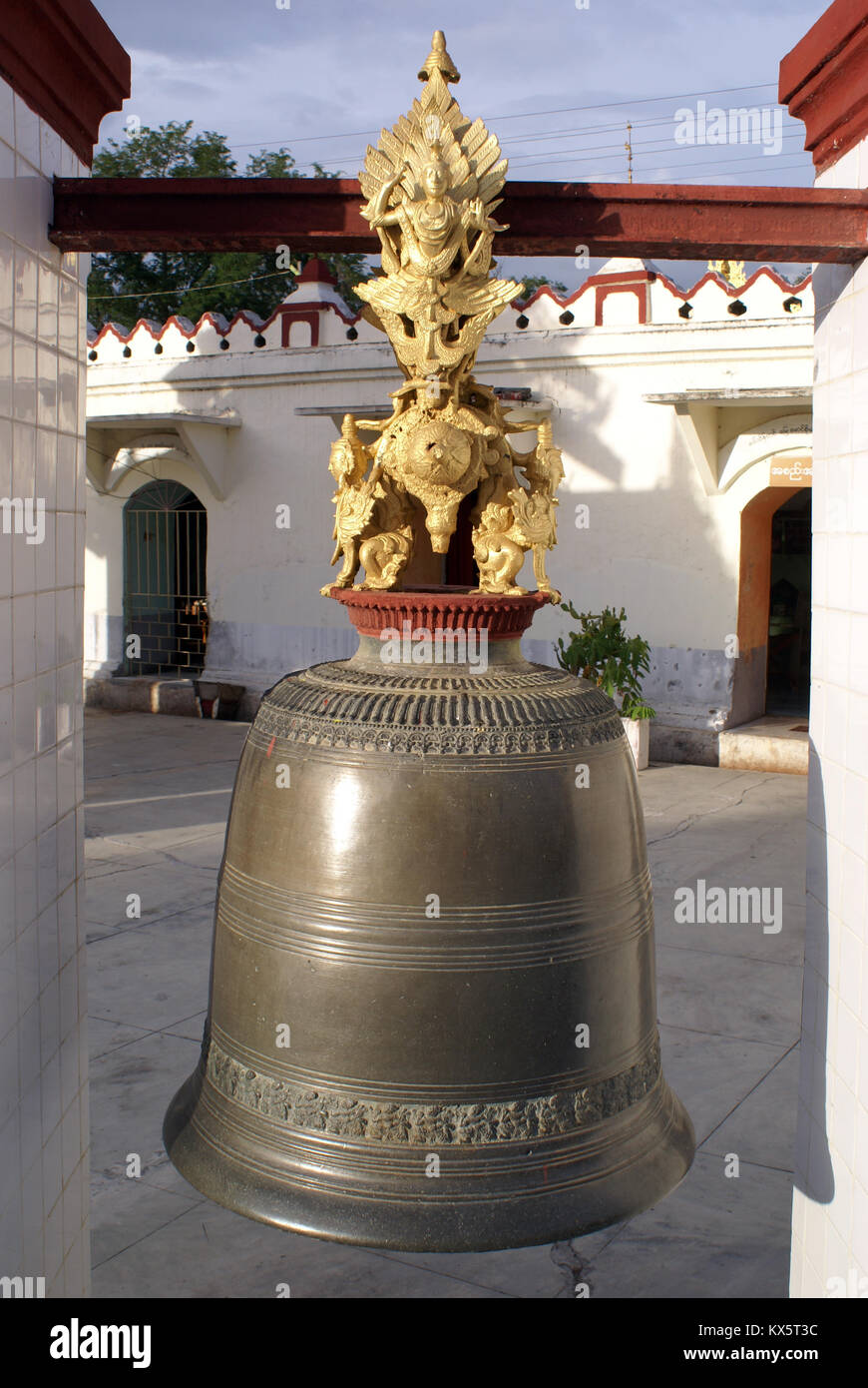 Bell in buddhist monastery in Nyaungshwe, Inle lake, Myanmar Stock ...