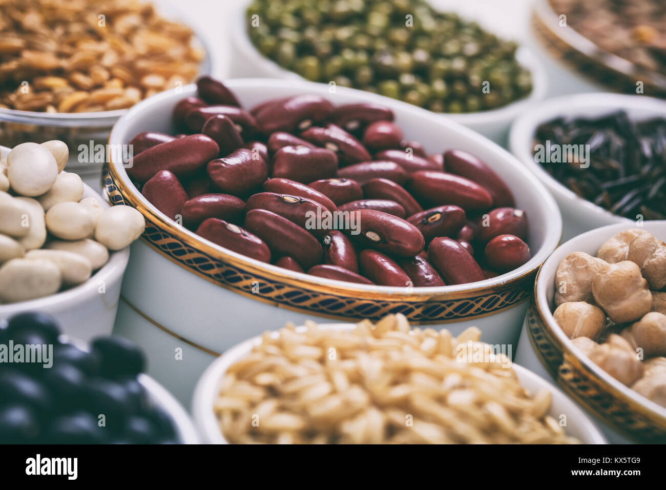 Legumes hi-res stock photography and images - Alamy
