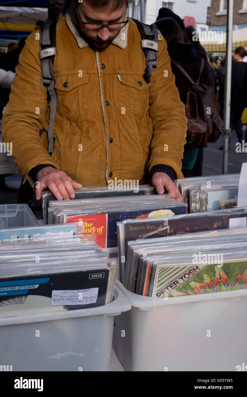 Vintage vinyl record stall in Broadway market,London,UK Stock Photo - Alamy