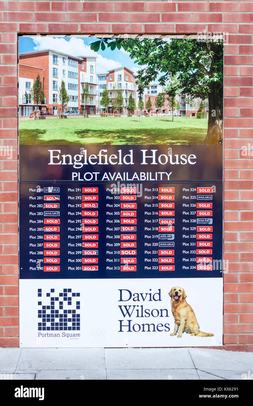 Plot availability sign for new housing development by David Wilson ...