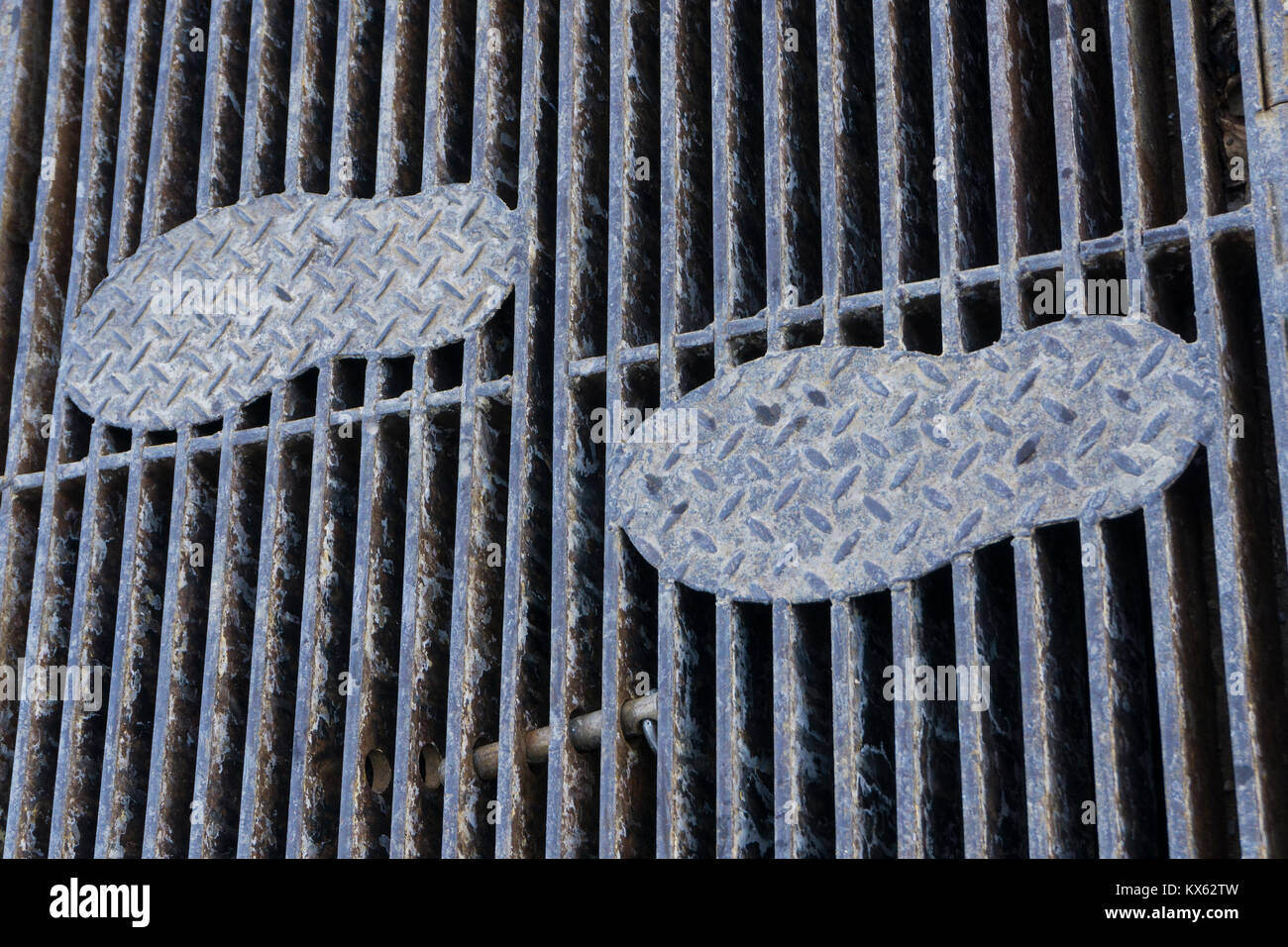 Mesh steps hi-res stock photography and images - Alamy
