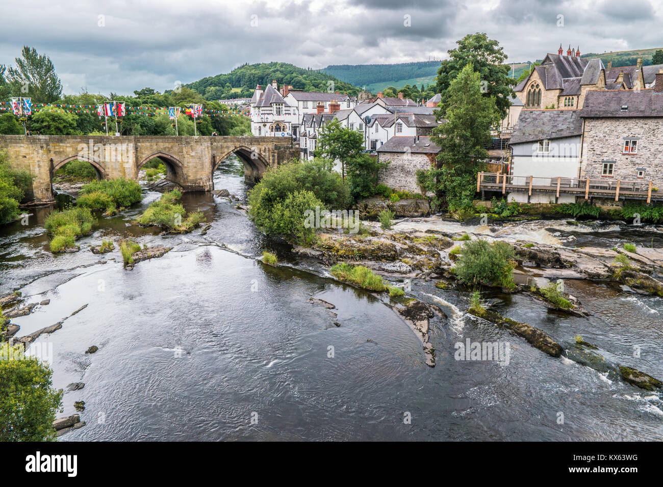 Llangollen denbighshire north wales uk hi-res stock photography and ...