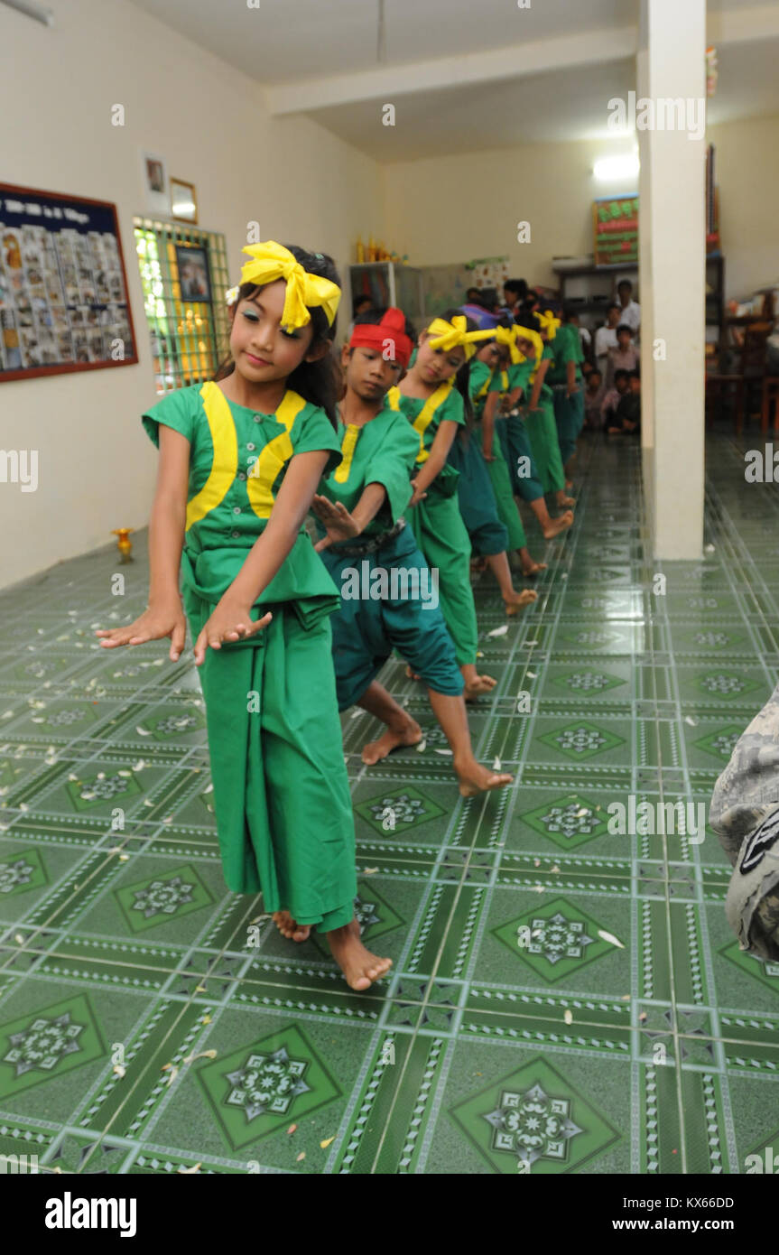 AMPONG SPEU PROVINCE, Cambodia - Angkor Sentinel 2011 officially opened ...