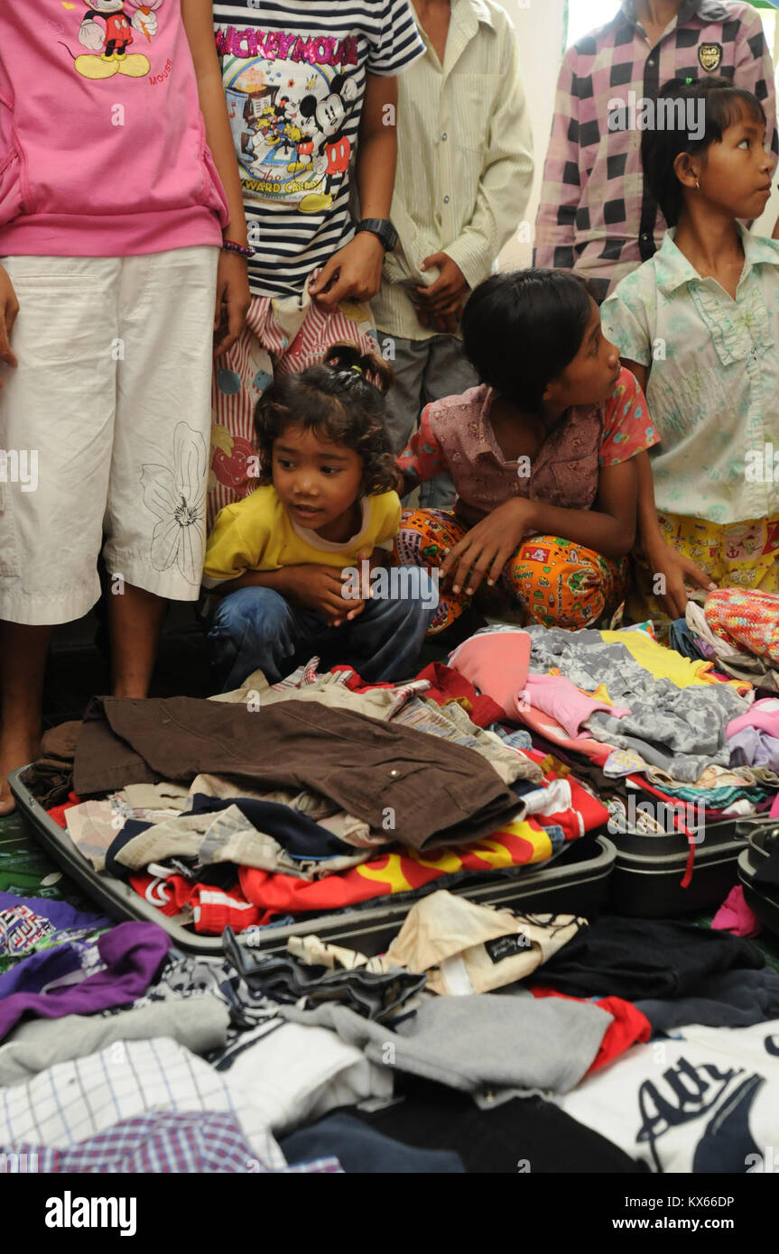 AMPONG SPEU PROVINCE, Cambodia - Angkor Sentinel 2011 officially opened ...