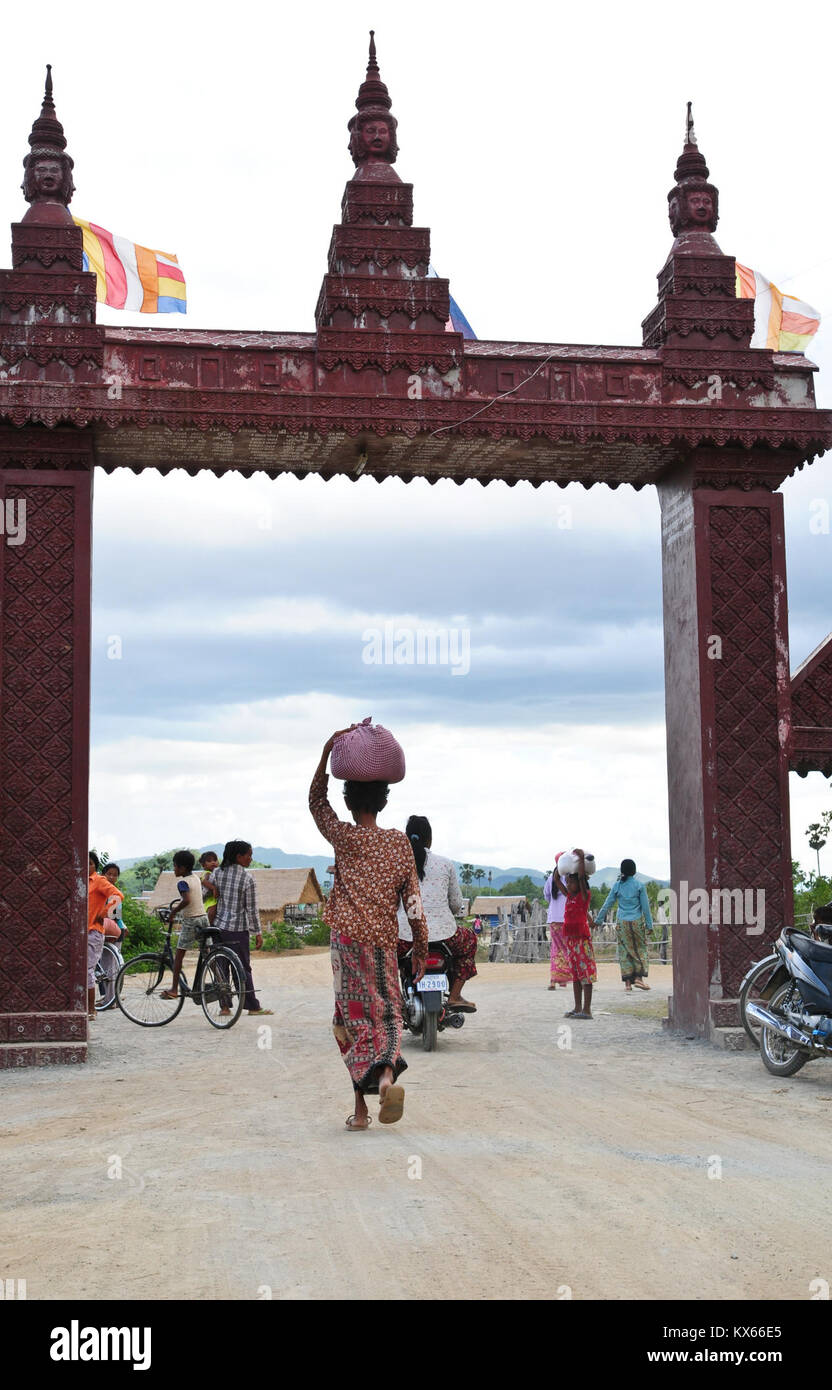 AMPONG SPEU PROVINCE, Cambodia - Angkor Sentinel 2011 officially opened ...