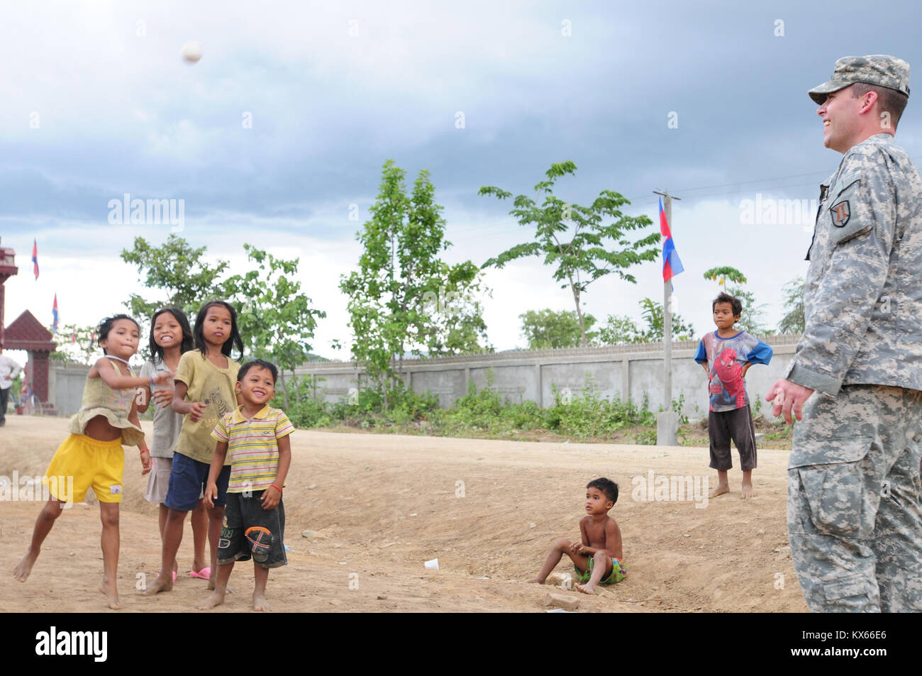 AMPONG SPEU PROVINCE, Cambodia - Angkor Sentinel 2011 officially opened ...