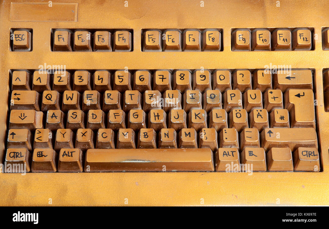 Computer keyboard key font letter hi-res stock photography and images ...