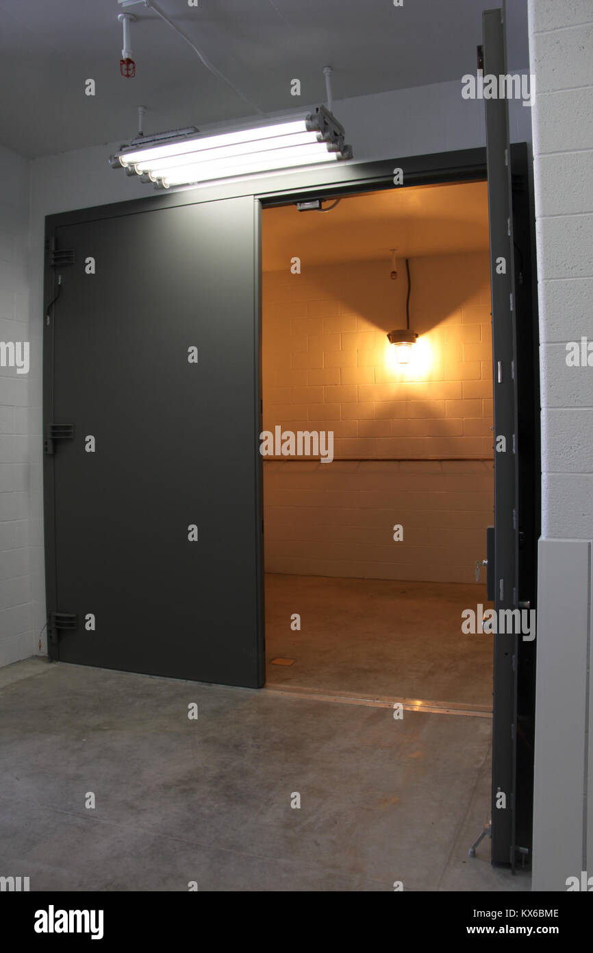 The Utah Army National Guard hosted a ribbon cutting ceremony at Camp ...