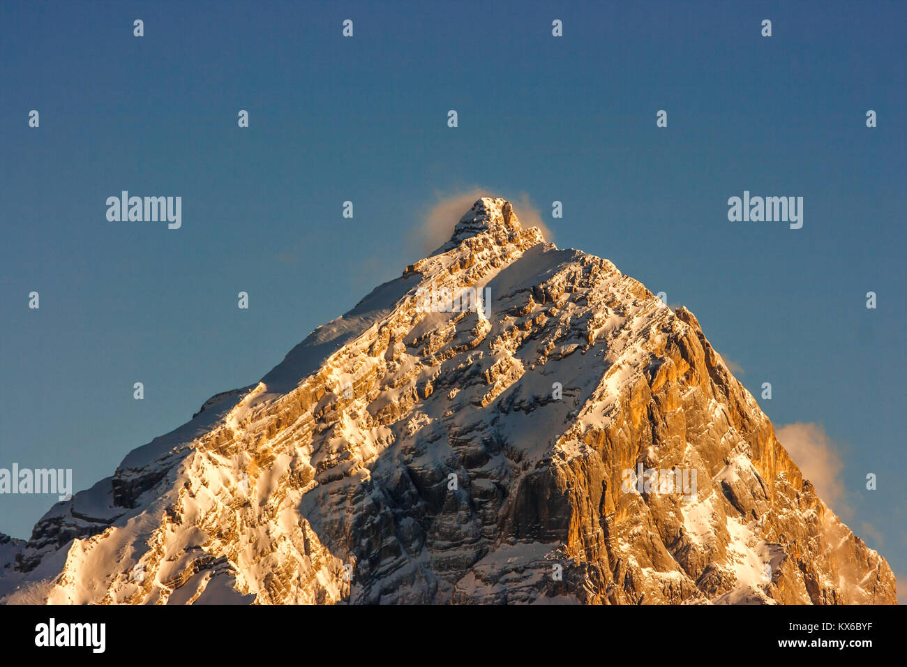 High altitude winds hi-res stock photography and images - Alamy