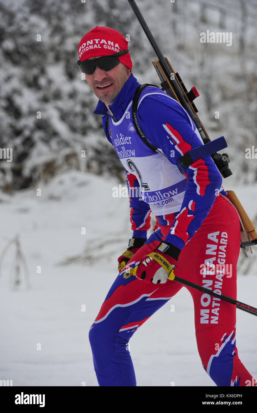 Mike Jaeger, National Guardsman of Montana, competes at Soldier's ...