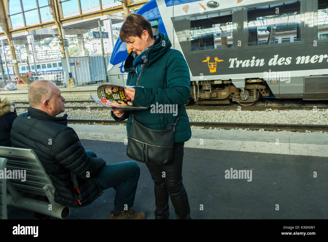 Monaco train station platform hi-res stock photography and images - Alamy