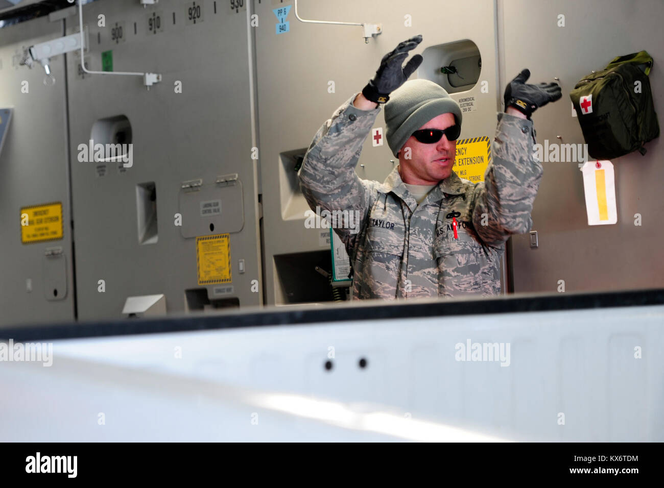 (U.S. Air Force photo by Airman 1st Class Justyn M. Freeman/Released ...
