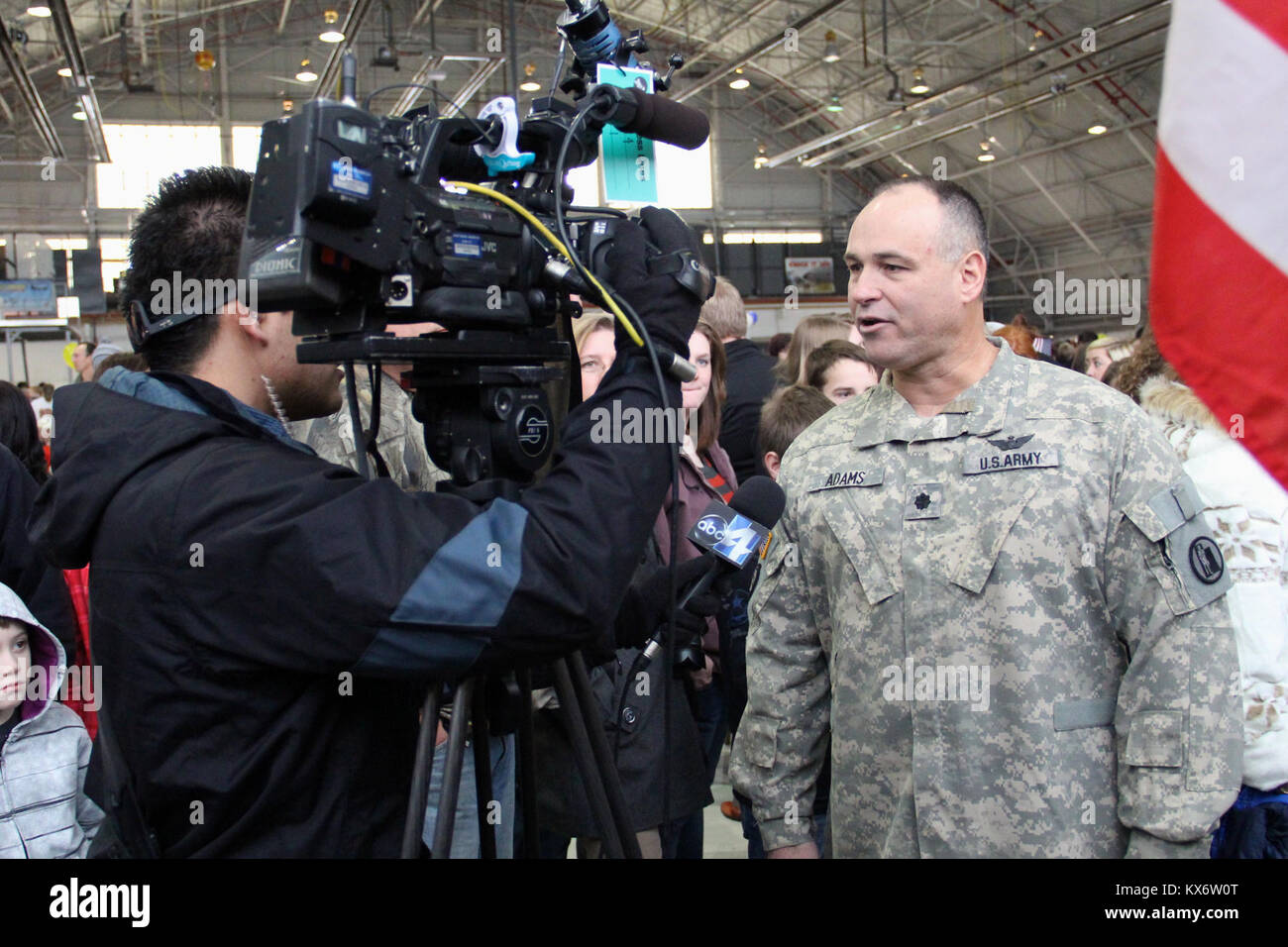 Soldiers of the Utah Army National Guard's1-211th Aviation Return to ...