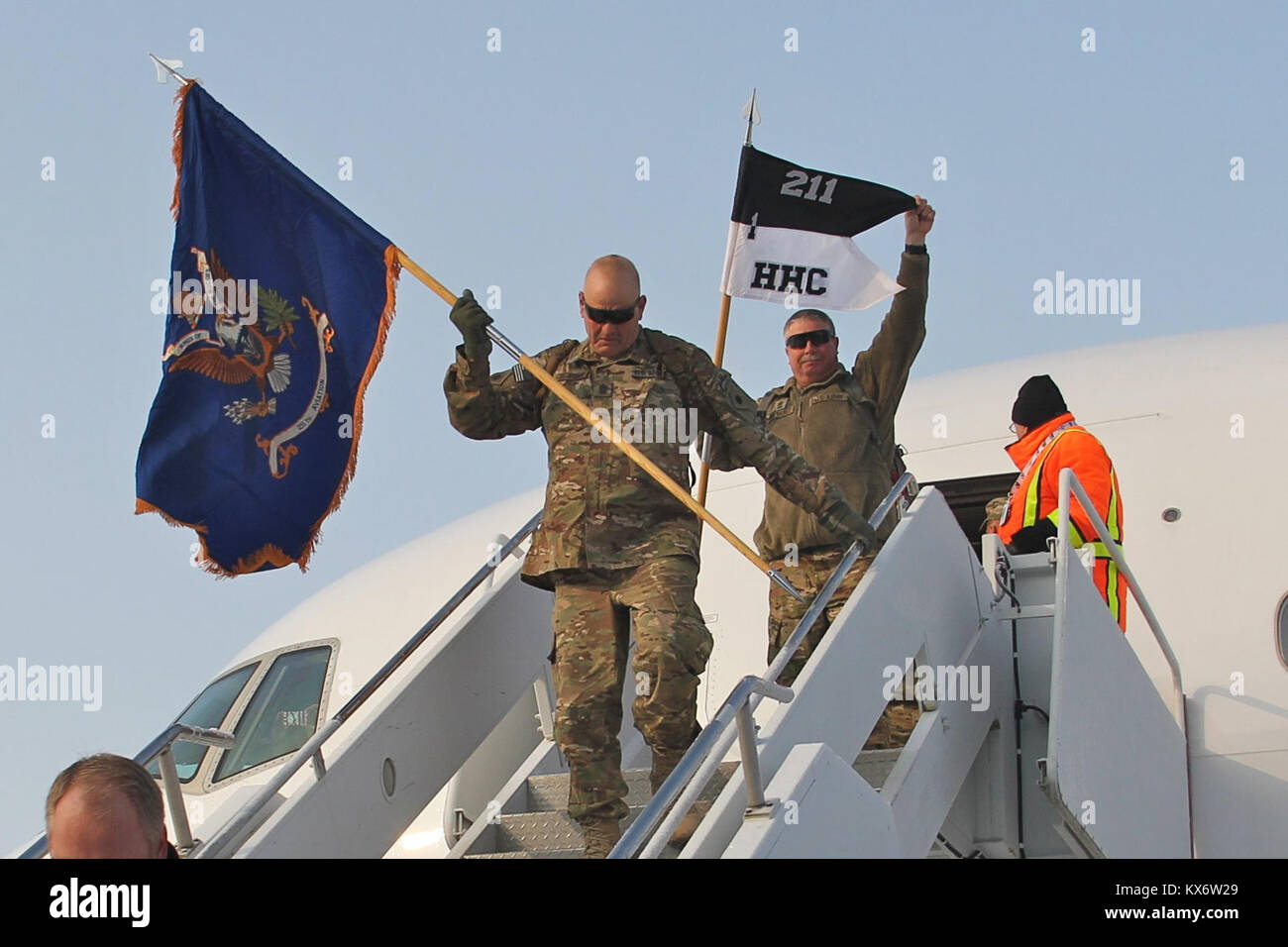 Soldiers of the Utah Army National Guard's1-211th Aviation Return to ...