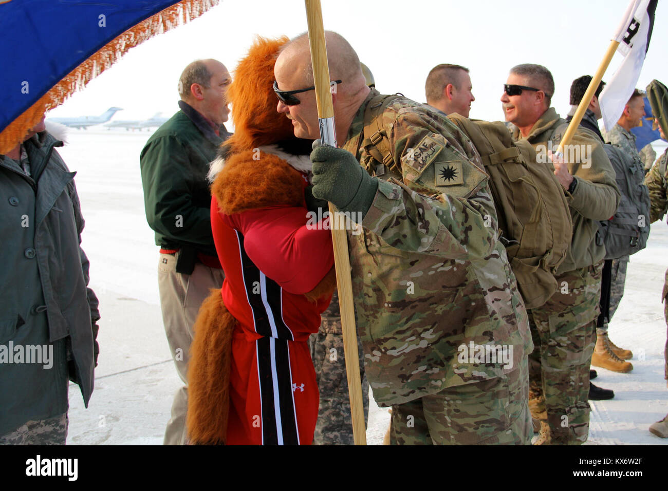 Soldiers of the Utah Army National Guard's1-211th Aviation Return to ...