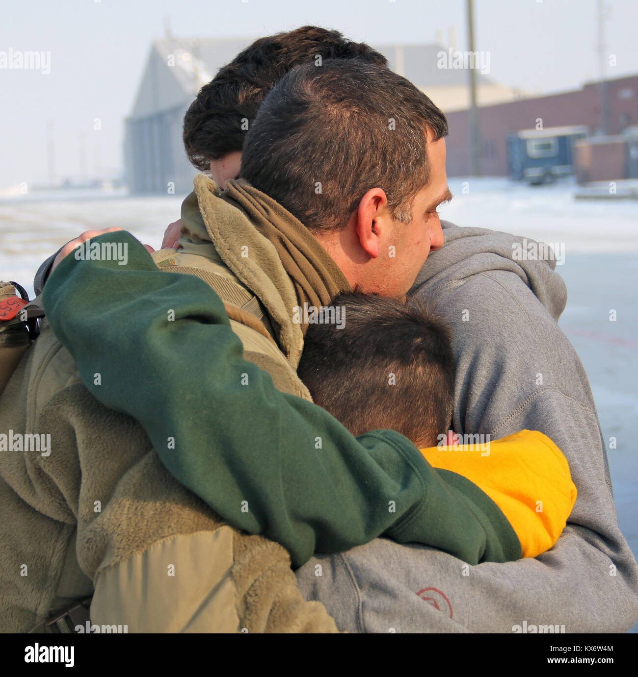 Soldiers of the Utah Army National Guard's1-211th Aviation Return to ...