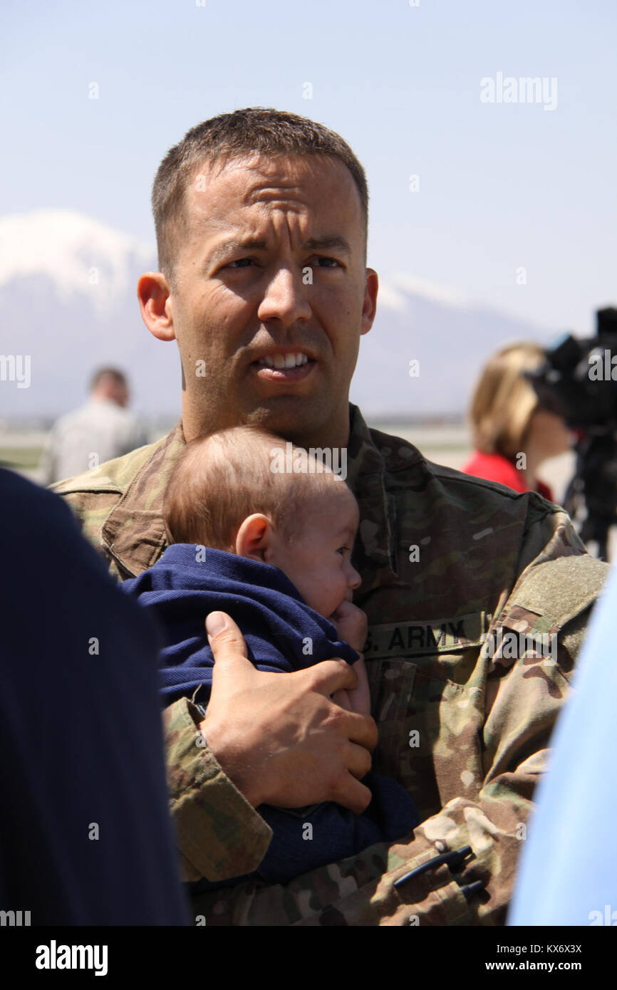 Photos by Ileen Kennedy, Z-KC166 Soldiers of the Utah Guard’s 624th ...
