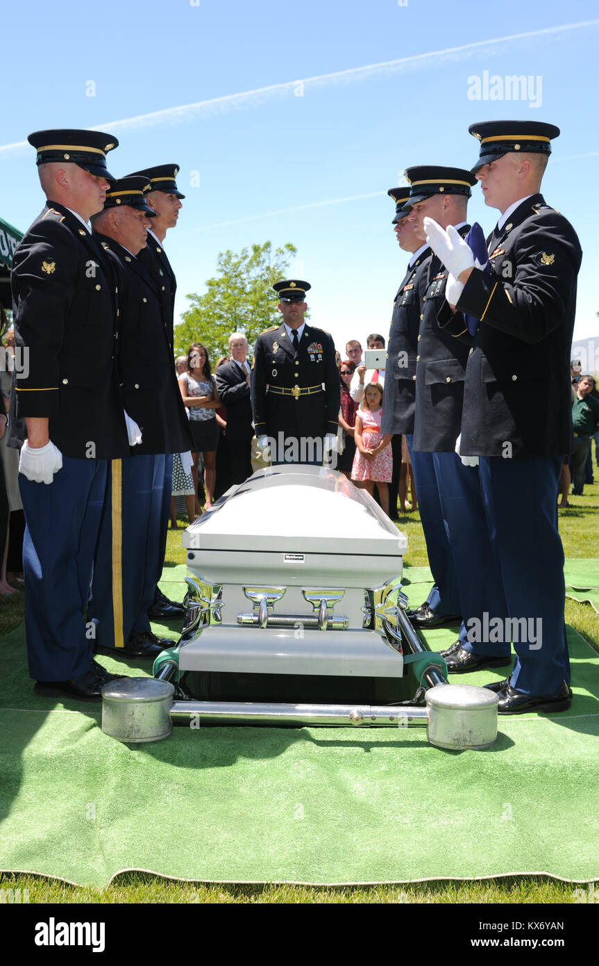 Spc. Cody Towse, of Elk Ridge, Utah, an active-duty U.S. Army soldier ...