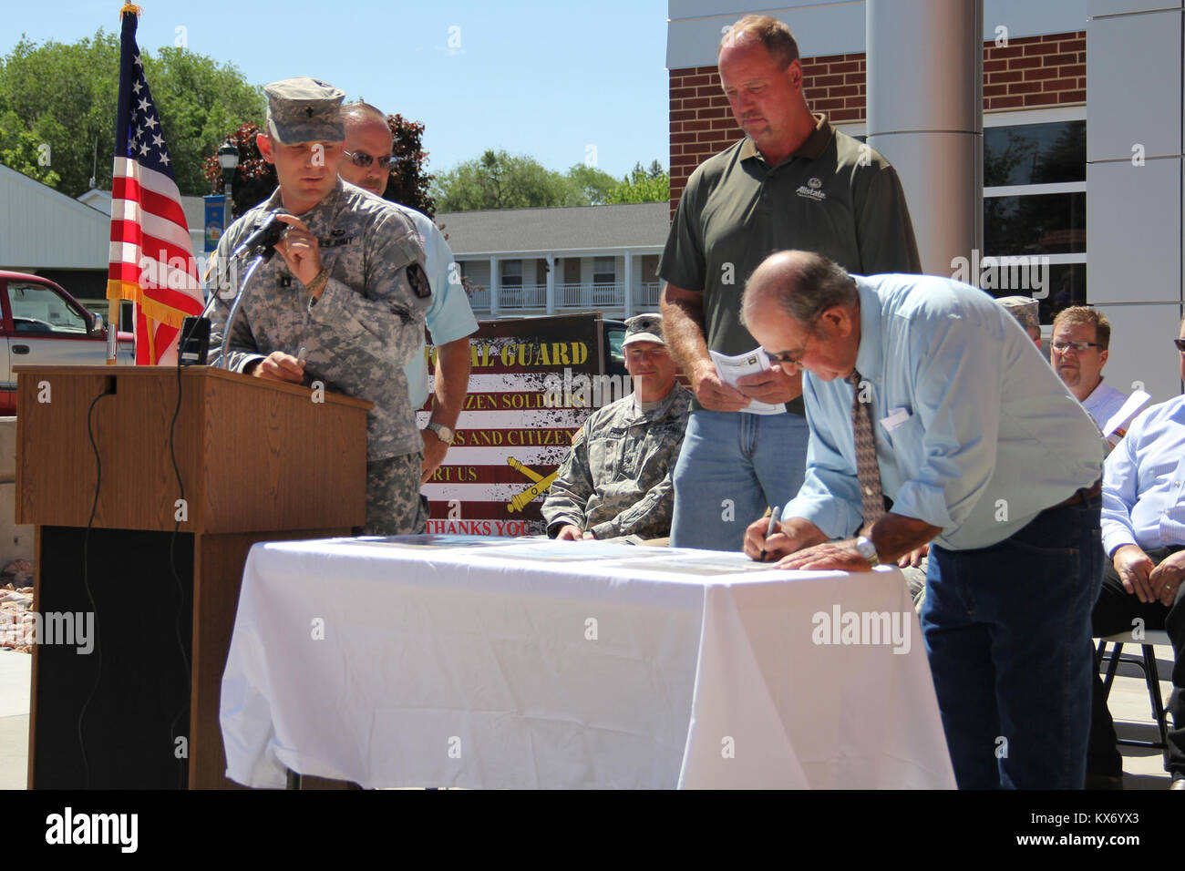 222 field artillery hi-res stock photography and images - Alamy