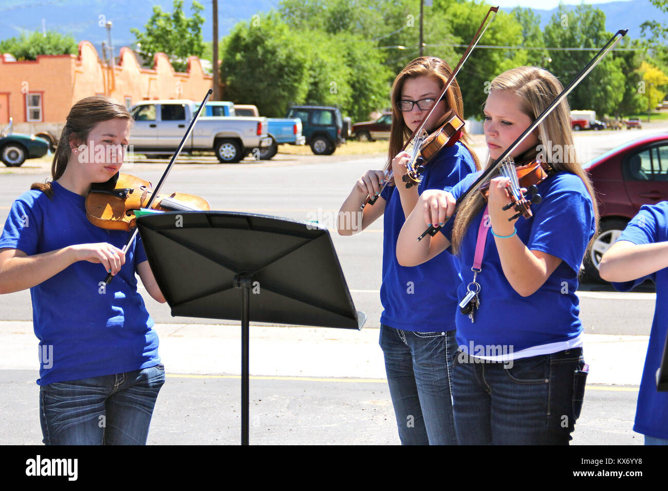 222 field artillery hi-res stock photography and images - Alamy