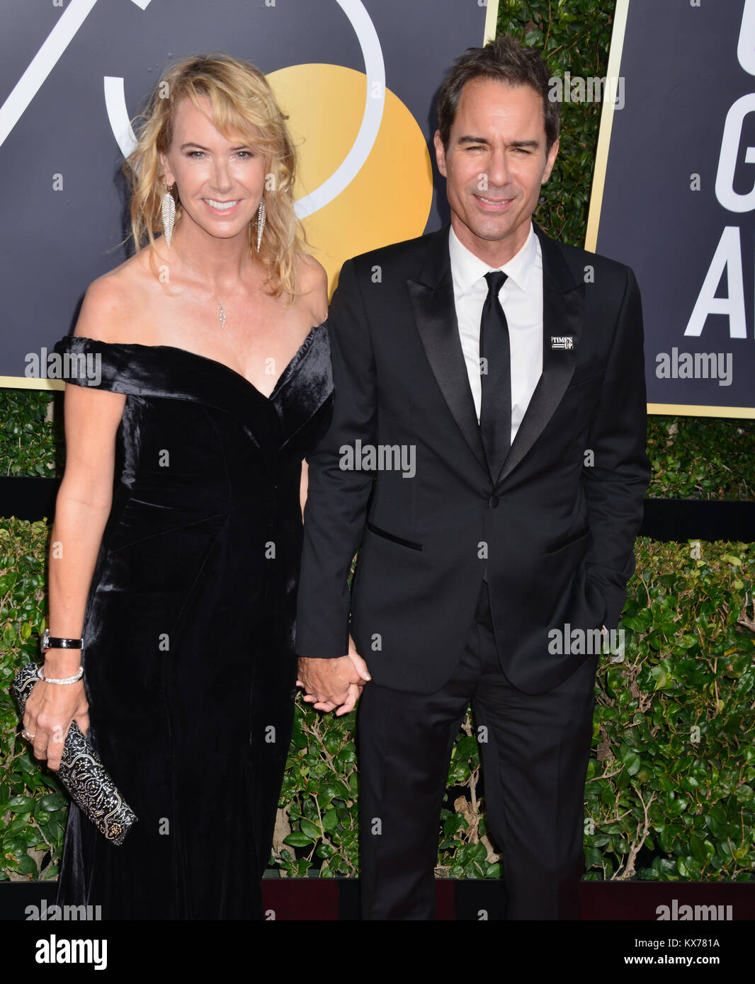 Los Angeles, USA. 07th Jan, 2018. Eric McCormack and wife poses in the ...