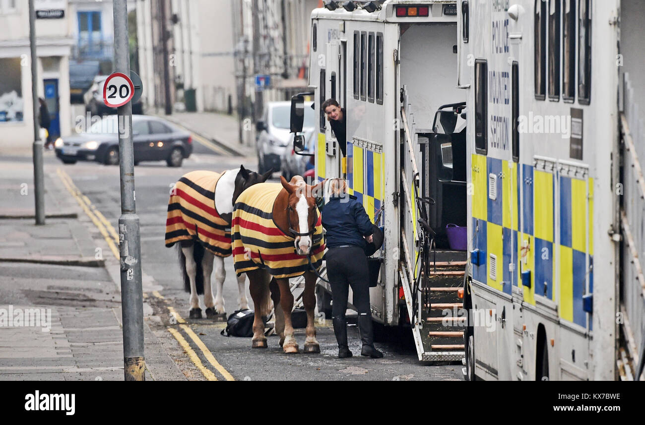 Brighton, UK. 8th Jan, 2018. Police horses from Thames Valley Force at ...