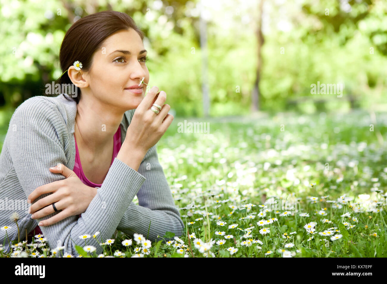 beautiful young woman enjoying in nature Stock Photo - Alamy