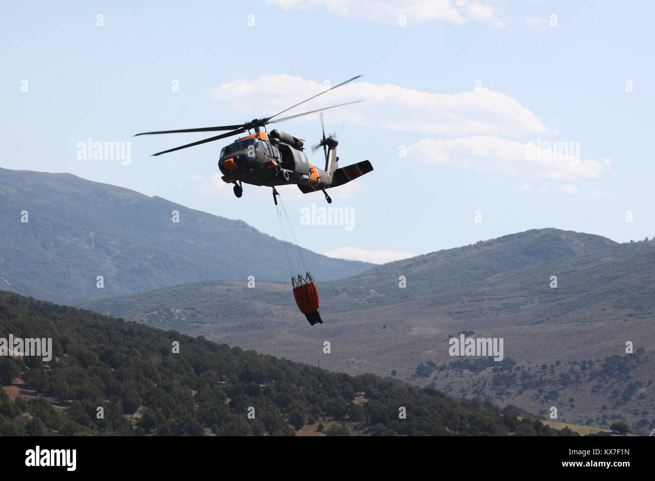 Utah Army National Guard 2-211th Aviation UH-60 Blackhawk helicopters ...