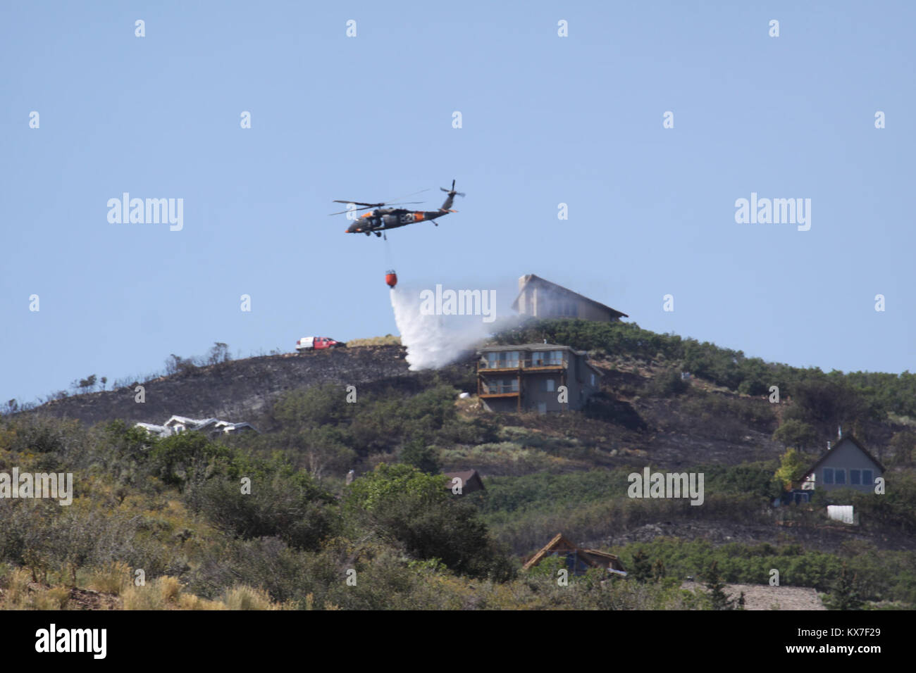Utah Army National Guard 2-211th Aviation UH-60 Blackhawk helicopters ...
