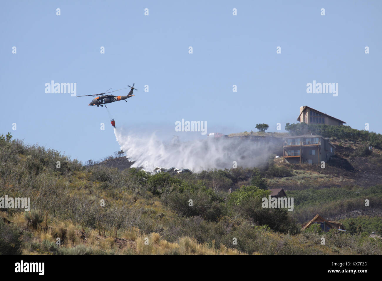 Utah Army National Guard 2-211th Aviation UH-60 Blackhawk helicopters ...