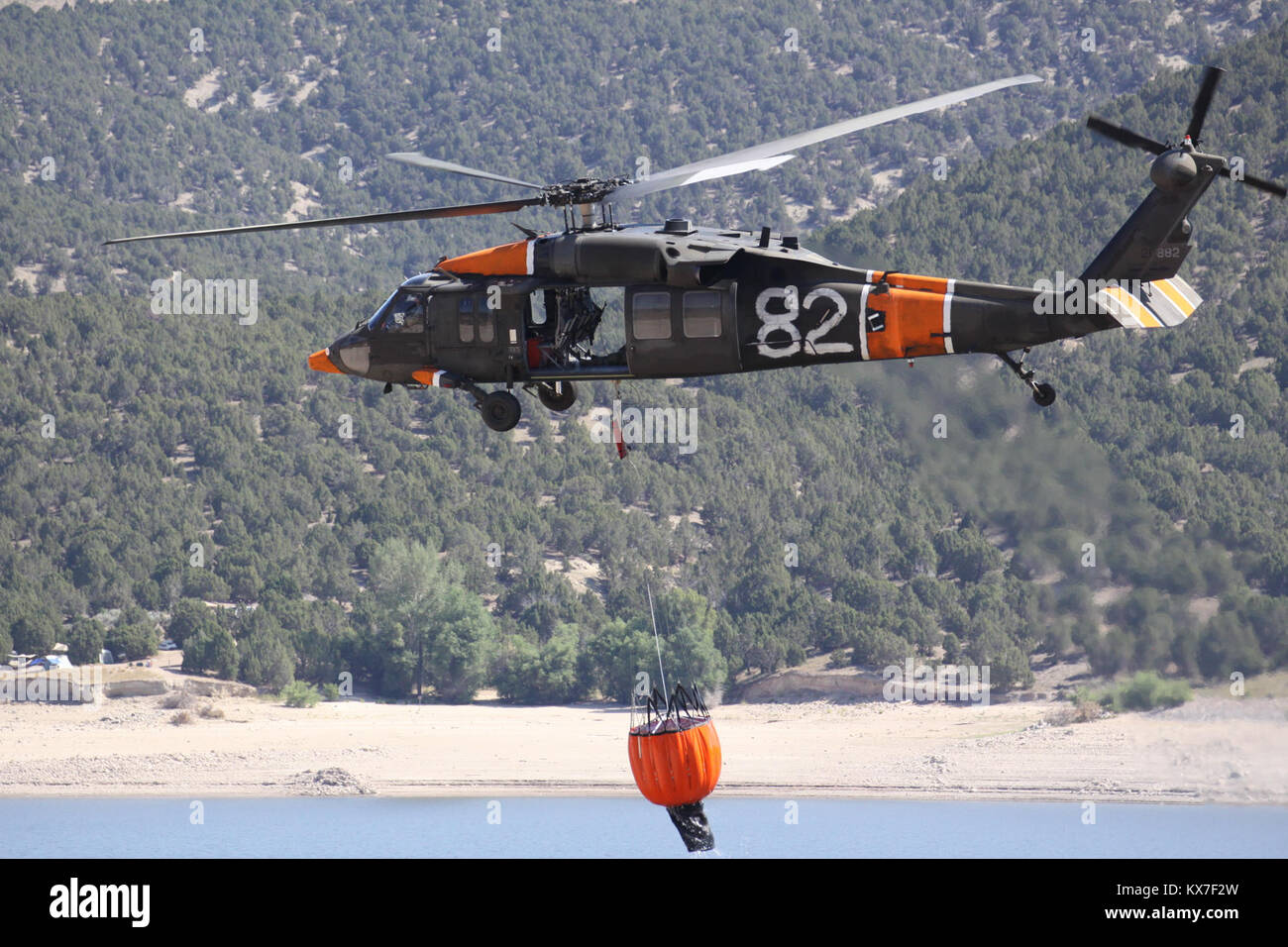 Utah Army National Guard 2-211th Aviation UH-60 Blackhawk helicopters ...
