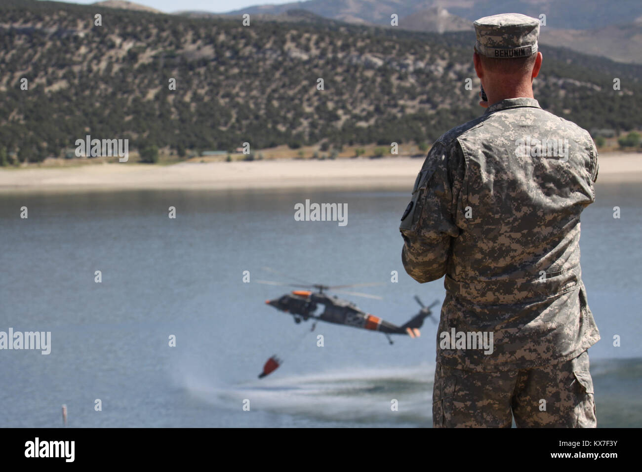 Utah Army National Guard 2-211th Aviation UH-60 Blackhawk helicopters ...