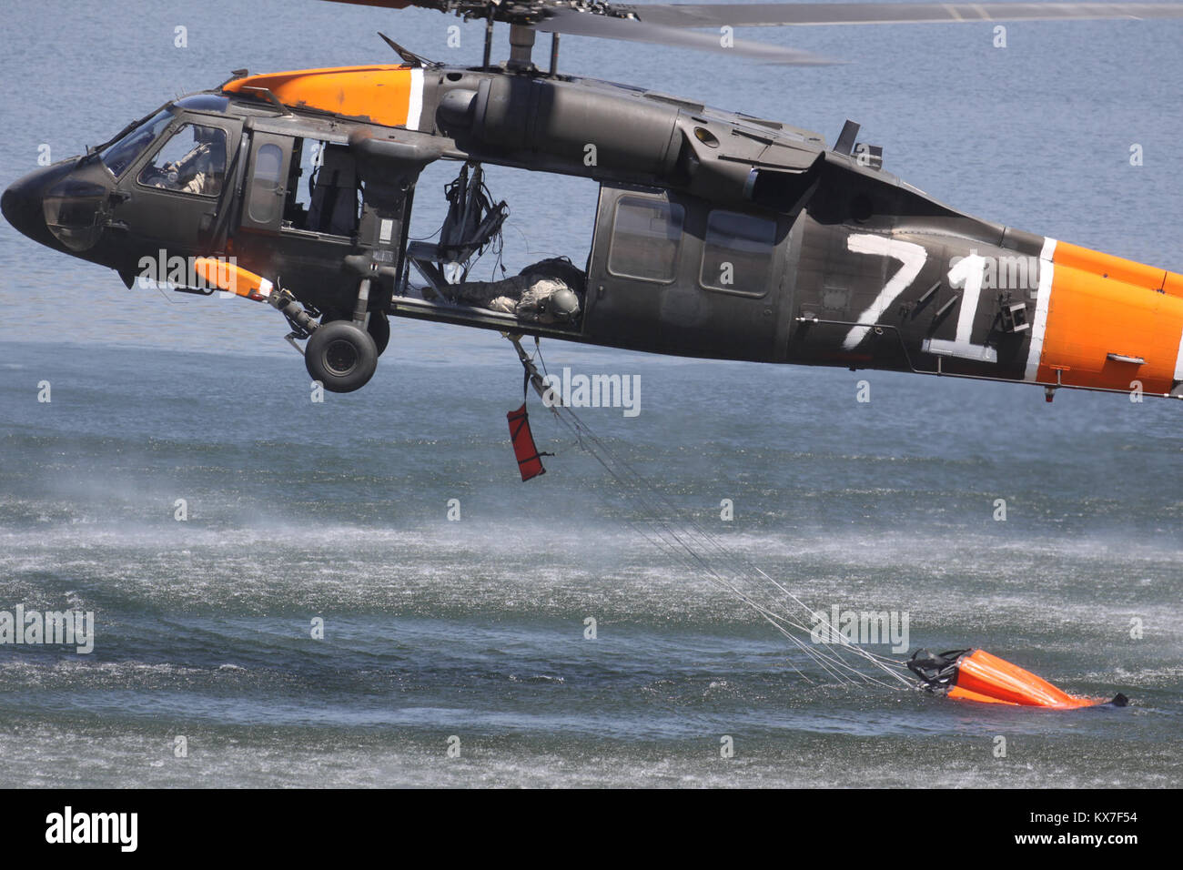 Utah Army National Guard 2-211th Aviation UH-60 Blackhawk helicopters ...