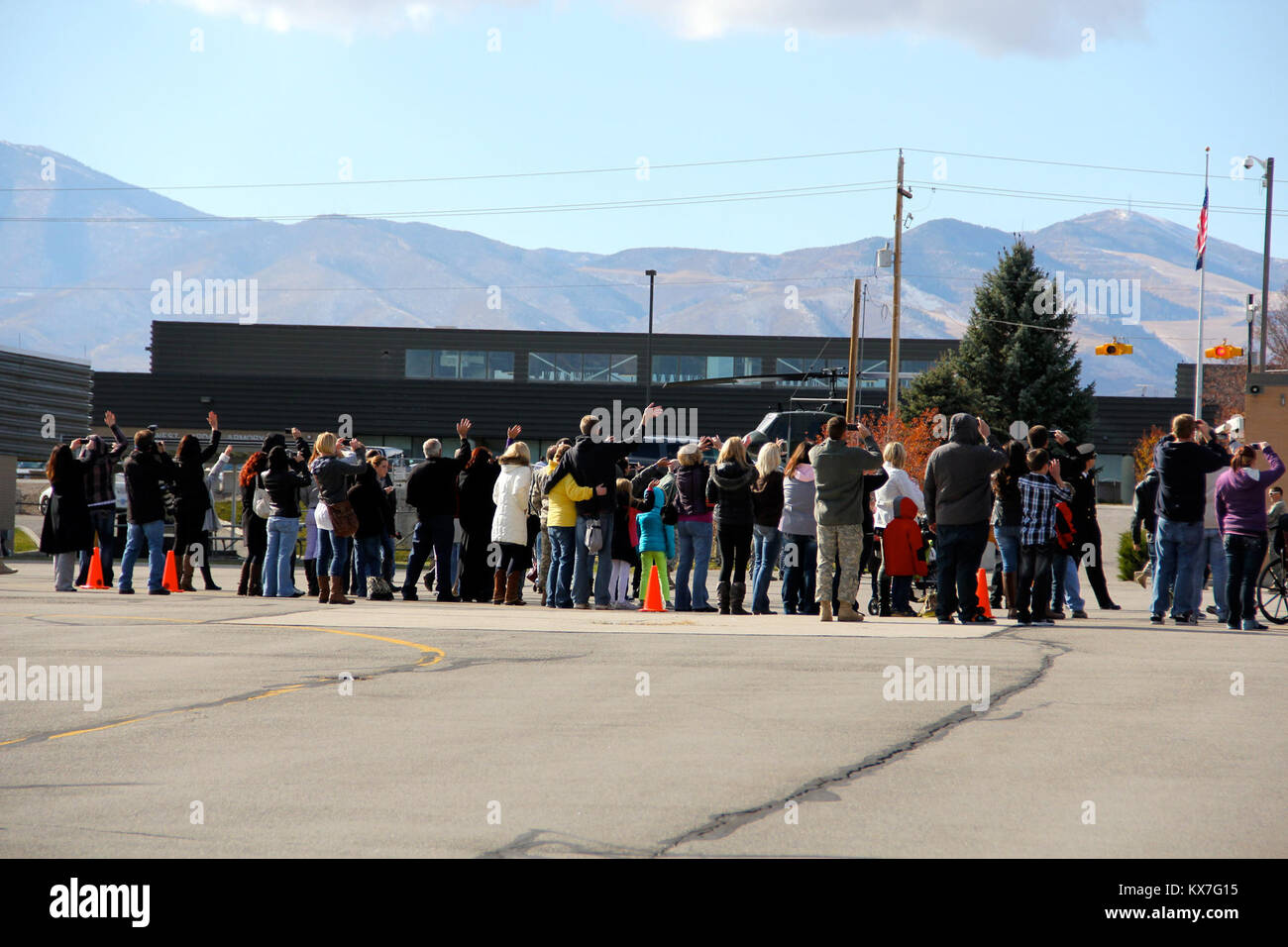 Soldiers of the Utah Army Guard's 1-171st Aviation depart on the first ...