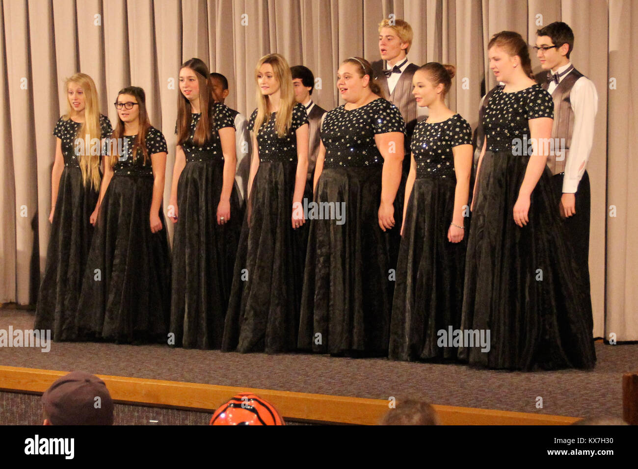 U.S. Army National Guard. Choir entertain at music concert Stock Photo ...