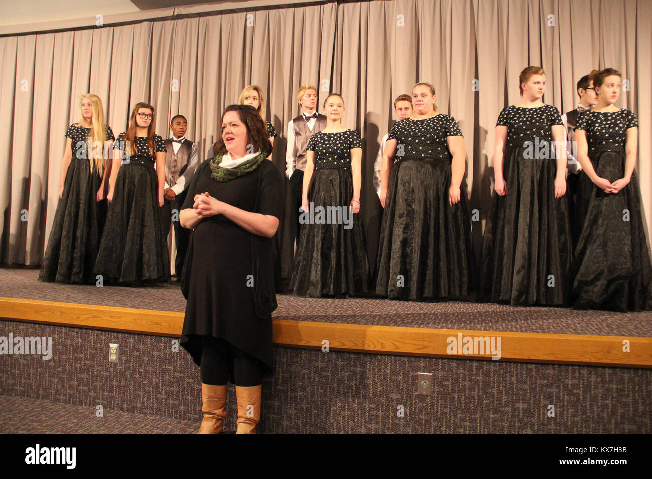 U.S. Army National Guard. Choir entertain at music concert Stock Photo ...