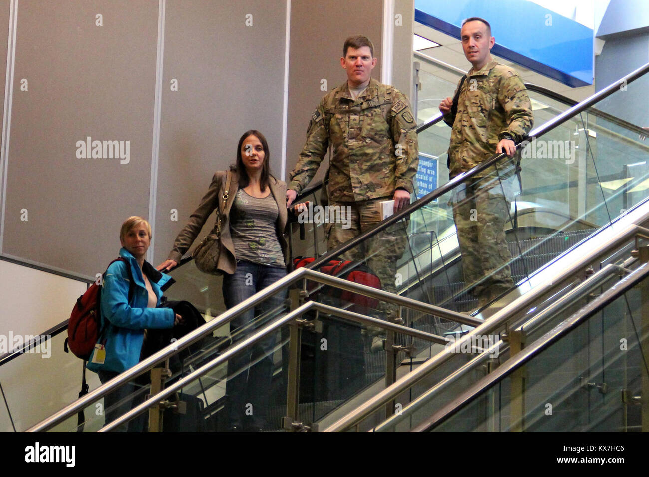 Soldiers of the 204th Maneuver Enhancement Brigade, Utah Army National ...