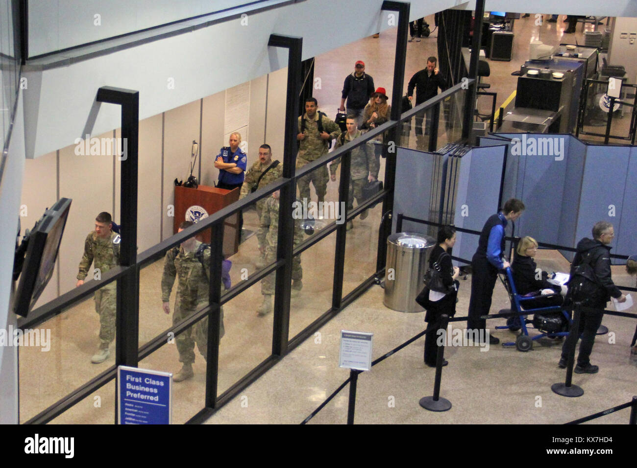 Soldiers of the 204th Maneuver Enhancement Brigade, Utah Army National ...