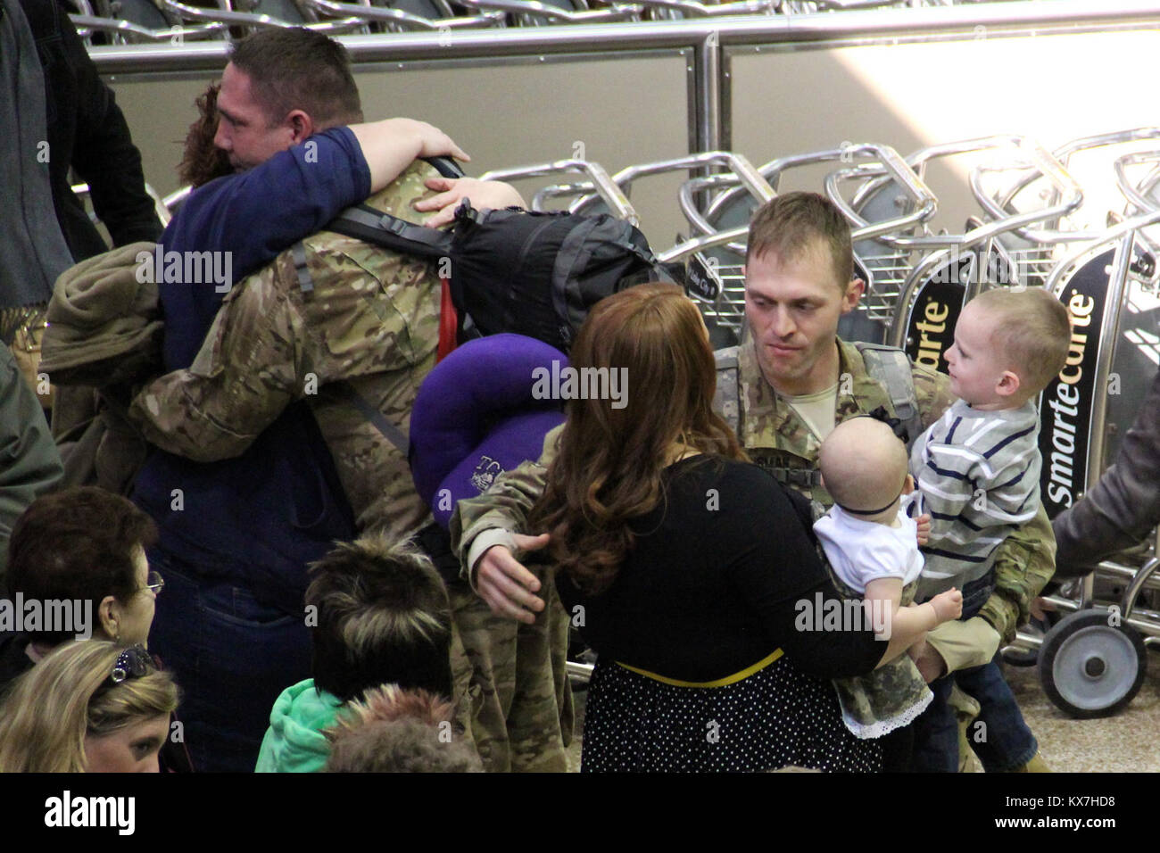 Soldiers of the 204th Maneuver Enhancement Brigade, Utah Army National ...