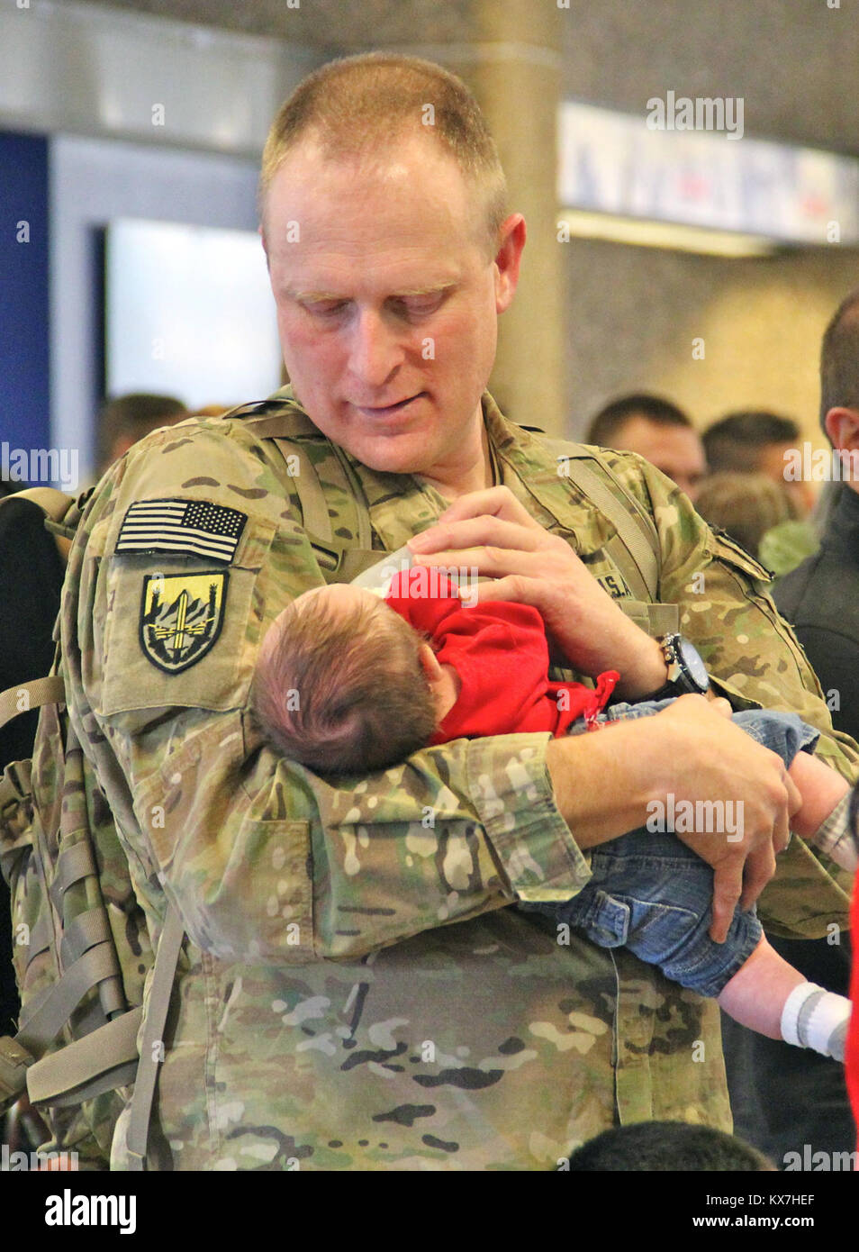 Soldiers of the 204th Maneuver Enhancement Brigade, Utah Army National ...