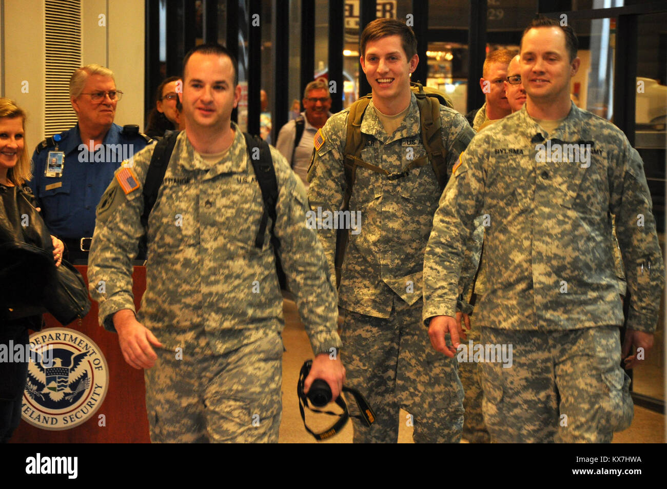 Salt Lake City, Utah — Approximately 20 soldiers assigned to the Utah ...